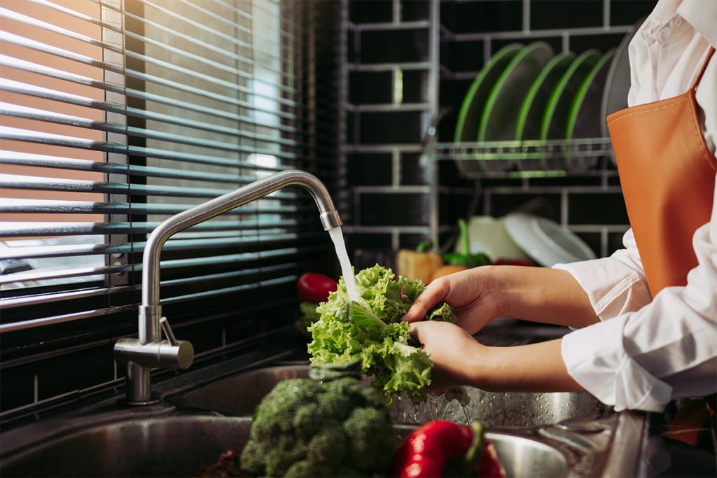 10 Importance of Food Hygiene at Home and Outside | FICSI